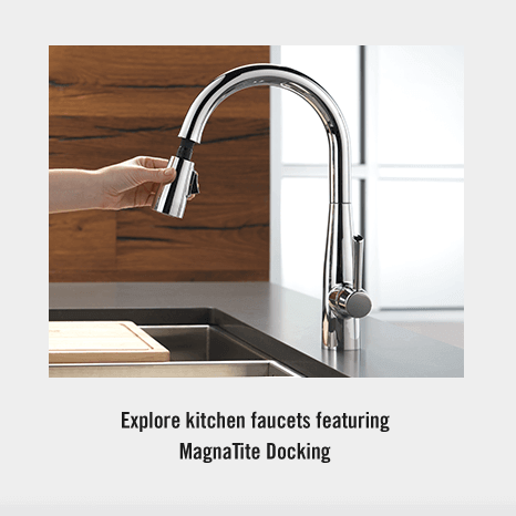 Magnetic Kitchen Faucet Sink Sprayer With MagnaTite® Docking | Delta Faucet