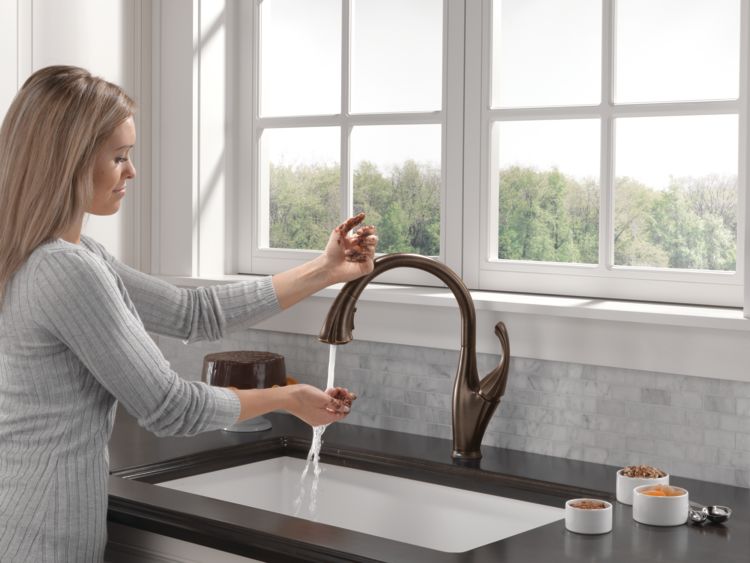 Addison™ Kitchen Collection | Delta Faucet