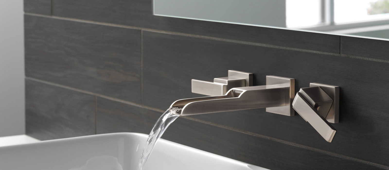 Ara® Bathroom Collection | Delta Faucet