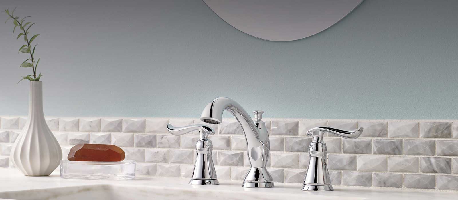 Linden™ Bathroom Collection | Delta Faucet
