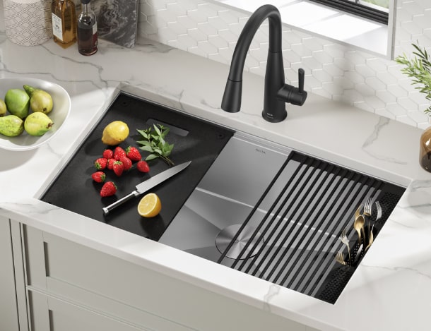 Workstation Kitchen Sinks | Delta Faucet