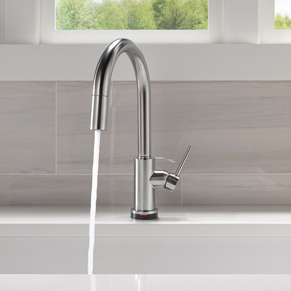 Kitchen Faucet With Delta® Touch₂O® with Touchless Technology | Delta ...