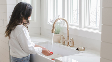 Smart Faucet Support: Delta Touch Faucet Problems Solved | Delta Faucet